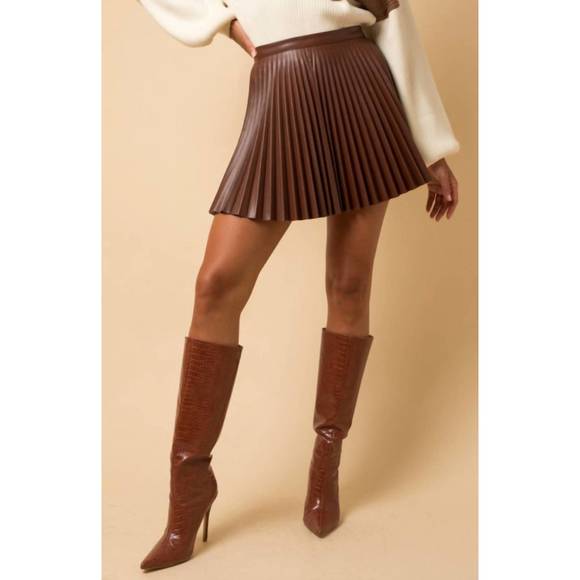 Gilli | Skirts | New Gilli Ground Rules Faux Leather Pleated Mini Skirt ...